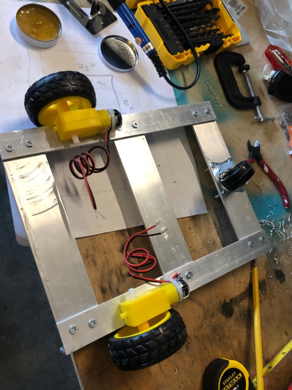 Proyecto Raspberry Pi + Java R2D2 Robot – Parte 1 | Hernan Vivani's Blog